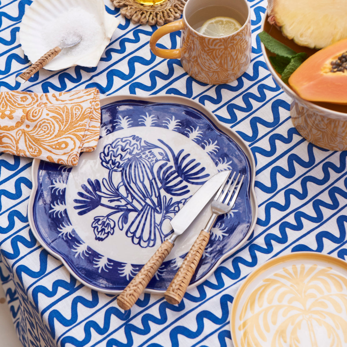 DEL SOL BIRD PLATTER BLUE – Jones & Co